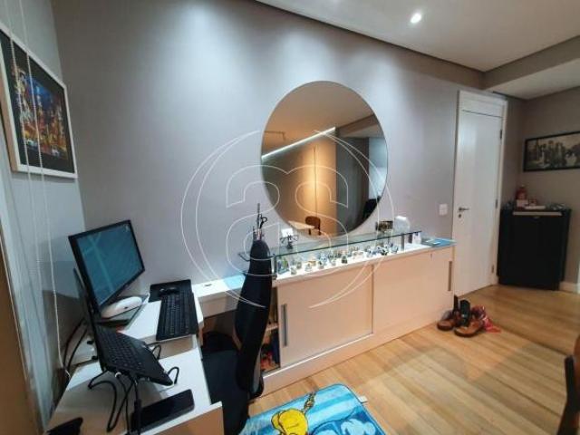 Apartamento à venda em Moema Índios com 105m², 2 suítes e 2 vagas de garagem