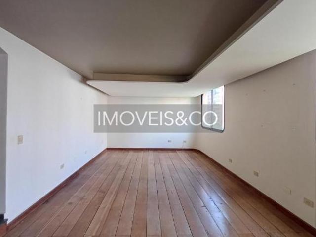 Apartamento à venda em Moema Índios, São Paulo SP: 3 quartos, 1 suíte, 2 salas, 3 vagas de garagem