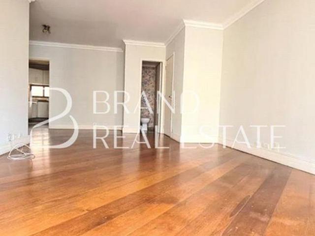 Apartamento á venda em Moema Pássaros, 130m², 3 quartos sendo 1 suíte, 2 vagas
