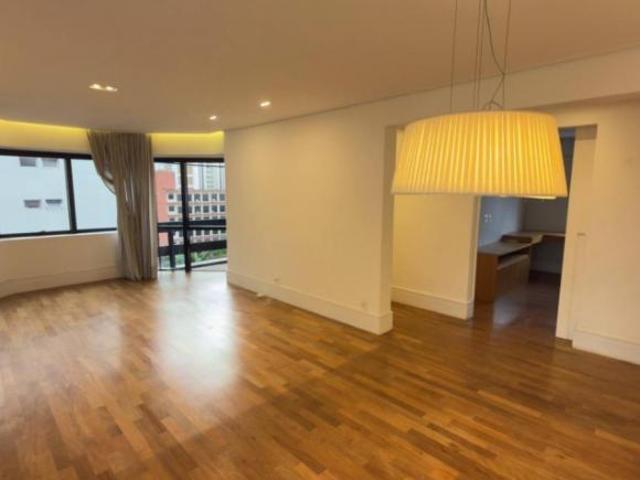 Apartamento à venda em Moema São Paulo