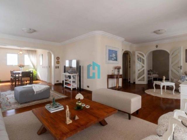 Apartamento à venda em Moema, São Paulo