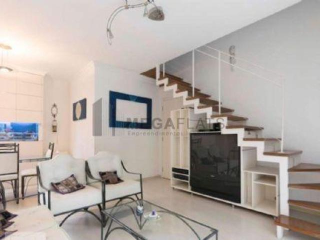 Apartamento à venda em Moema, São Paulo SP: 2 quartos, 1 suíte, 1 sala, 2 banheiros, 1 vaga de garag