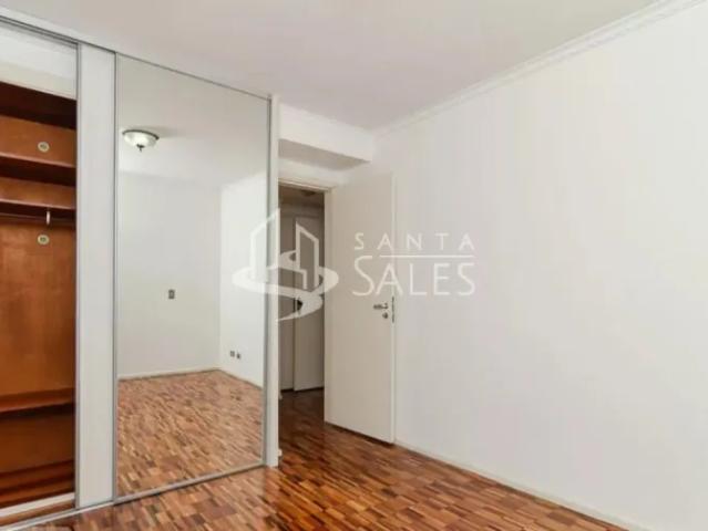Apartamento à venda em Moema, São Paulo SP: 2 quartos, 2 salas, 1 banheiro, 2 vagas de garagem, 90m²