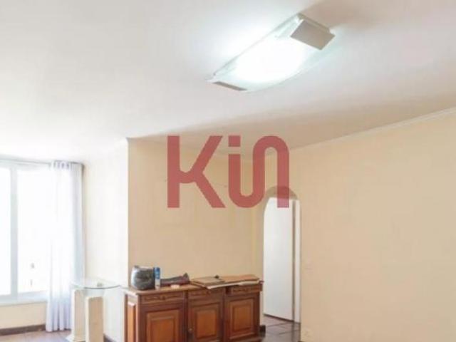Apartamento à venda em Moema, São Paulo SP: 3 quartos, 2 banheiros, 1 vaga de ga