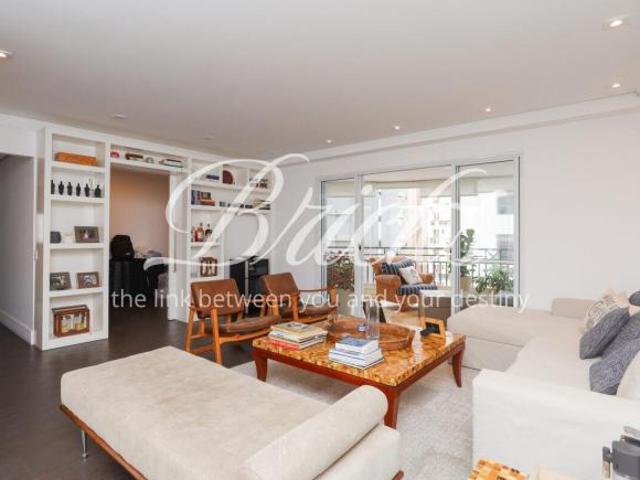 APARTAMENTO À VENDA EM MOEMA 156M², 3 QUARTOS, 2 VAGAS