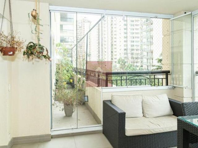 Apartamento à venda em Moema 174m² 4 dormitórios 2 suítes 2 vagas varanda gourmet!