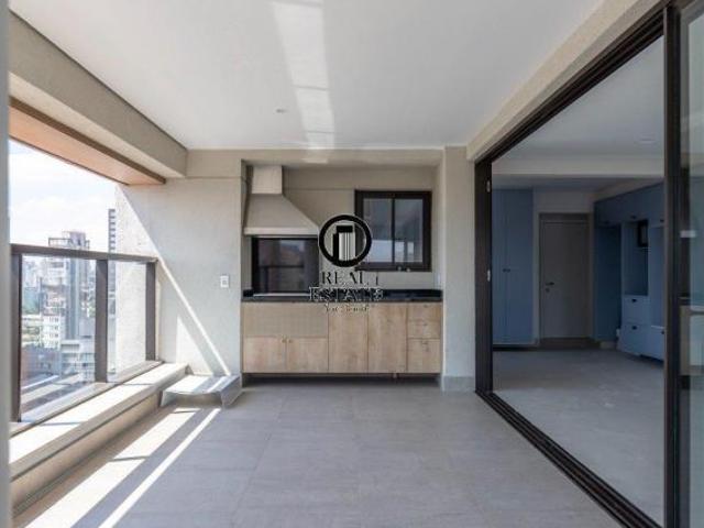 Apartamento à venda em Moema