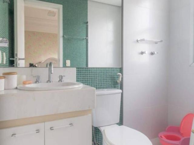 Apartamento a venda em Moema, 125m2, 3 suítes, 3 vagas