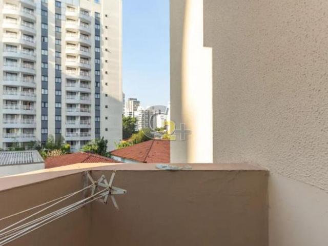 Apartamento a venda em Moema 1 quarto 1 vaga