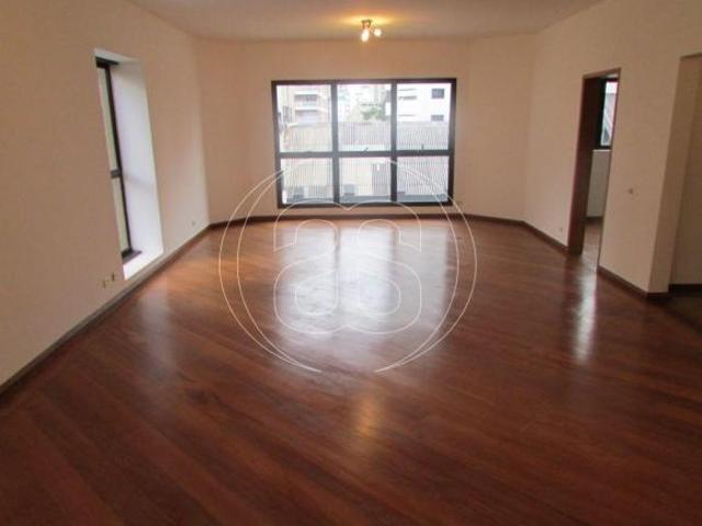 Apartamento à Venda em Moema, 237m², 4 Dorms sendo 3 Suítes e 3 Vagas
