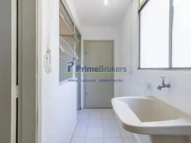 Apartamento à venda em Moema? 2 dormitórios, dependência de empregada e 1 vaga garagem