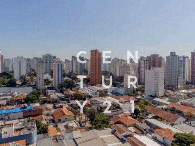 Apartamento à venda em Moema