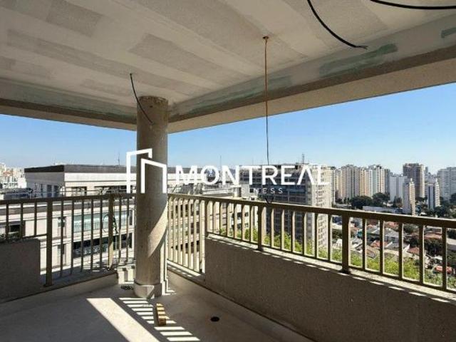 Apartamento à venda em Moema