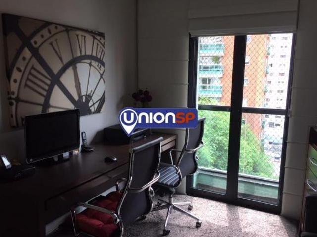 Apartamento à venda em Moema