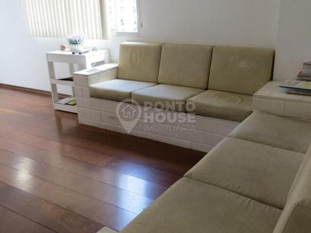 Apartamento à Venda em Moema, 3 Dormitórios e 1 Vaga, Fora de Rota, 98 m² Úteis