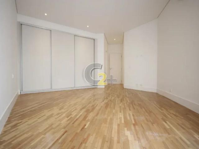 Apartamento á venda em Moema, 3 suites 3 vagas