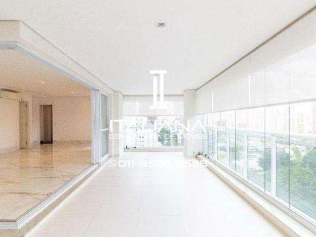 Apartamento à Venda em Moema 3 Quartos e 2 Vagas