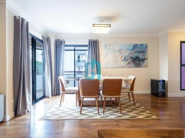Apartamento a venda em Moema 3 quartos sendo uma suíte