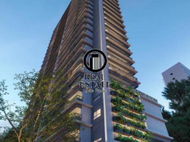 Apartamento à venda em Moema