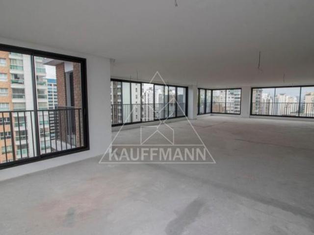 Apartamento à Venda em Moema 4 Suítes 5 Vagas 375m² de Área Útil