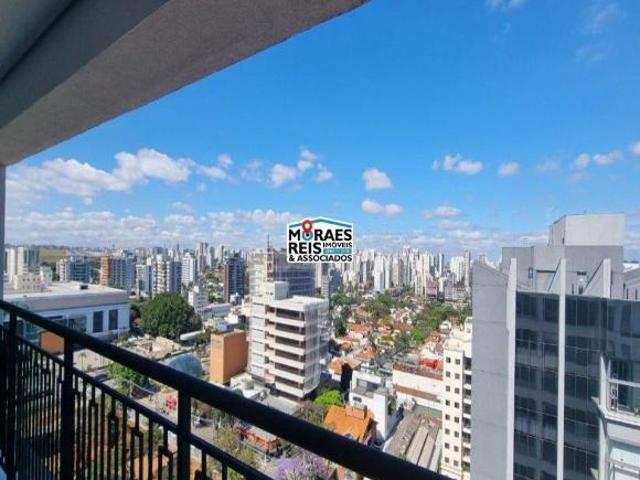 Apartamento à venda em Moema