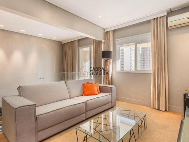 Apartamento à venda em Moema