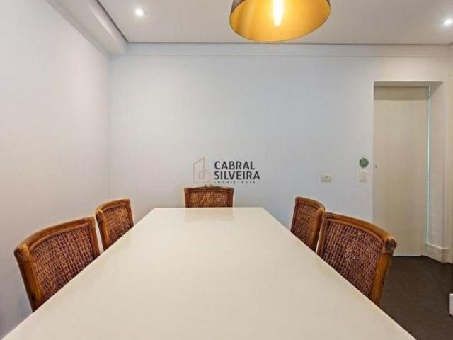 Apartamento à venda em Moema
