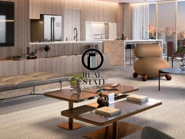 Apartamento à venda em Moema