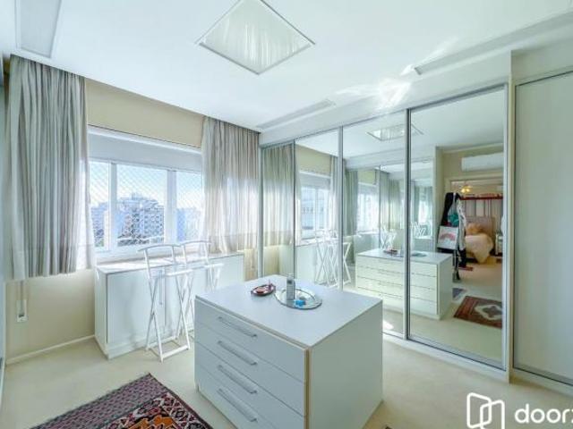 Apartamento à venda em Moinhos de Vento