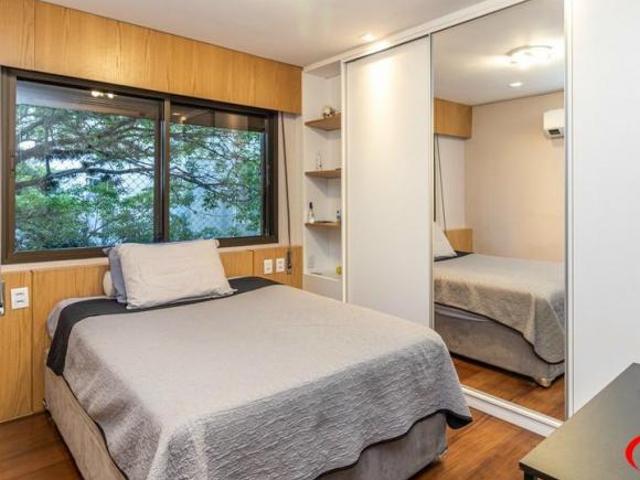 Apartamento à venda em Moinhos de Vento