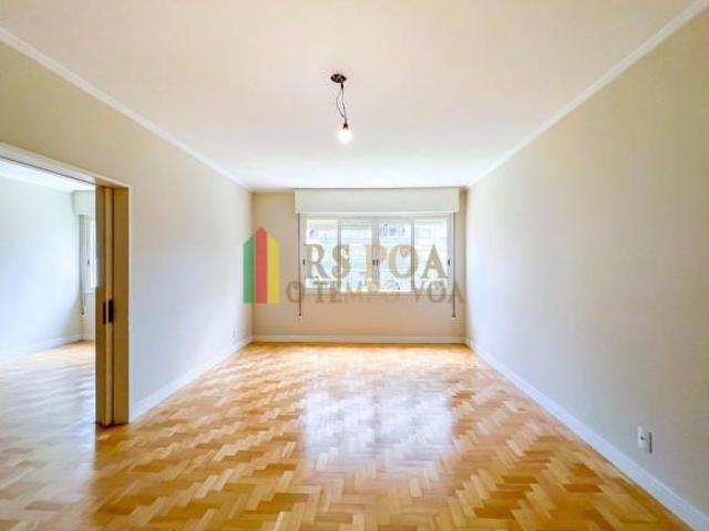 Apartamento à venda em Moinhos de Vento