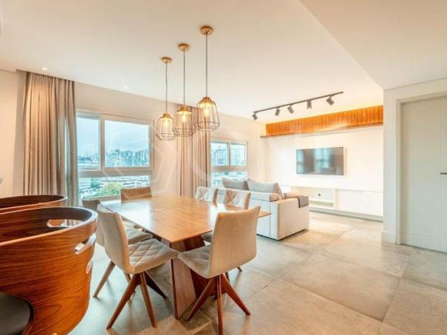 Apartamento à venda em Moinhos de Vento