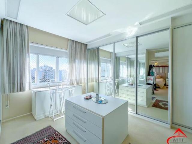 Apartamento à venda em Moinhos de Vento