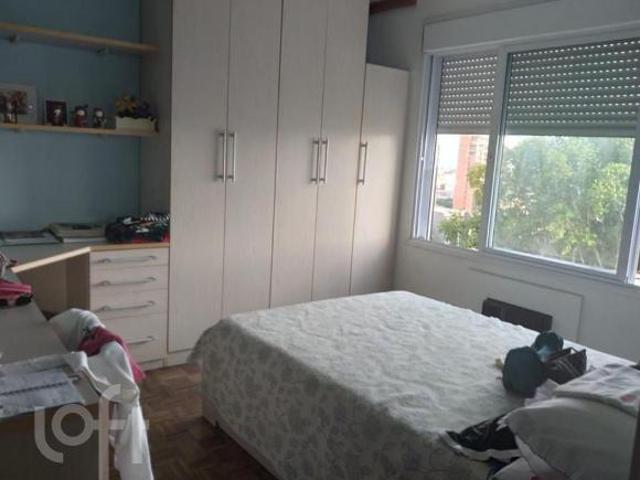Apartamento à venda em Moinhos de Vento com 108 m², 3 quartos, 1 vaga