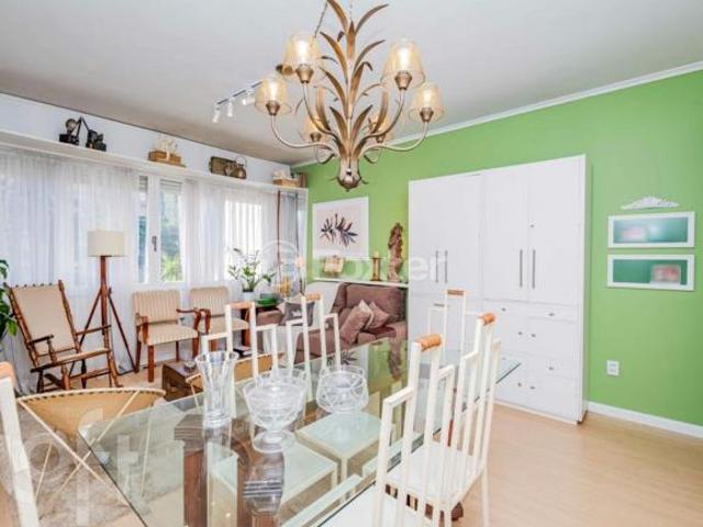 Apartamento à venda em Moinhos de Vento com 114 m², 3 quartos, 1 suíte, 1 vaga