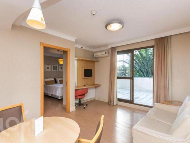 Apartamento à venda em Moinhos de Vento com 122 m², 1 quarto, 1 suíte