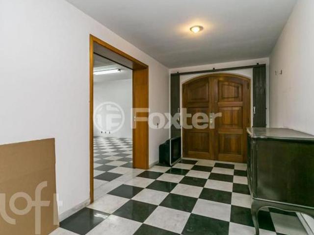 Apartamento à venda em Moinhos de Vento com 381 m², 4 quartos, 1 suíte, 2 vagas