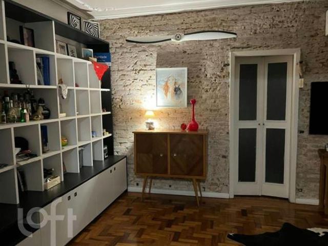 Apartamento à venda em Moinhos de Vento com 91 m², 3 quartos, 2 vagas