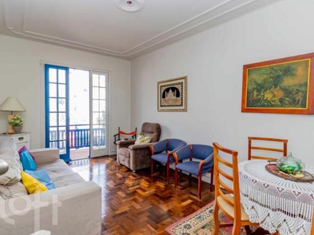 Apartamento à venda em Moinhos de Vento com 92 m², 2 quartos, 1 vaga