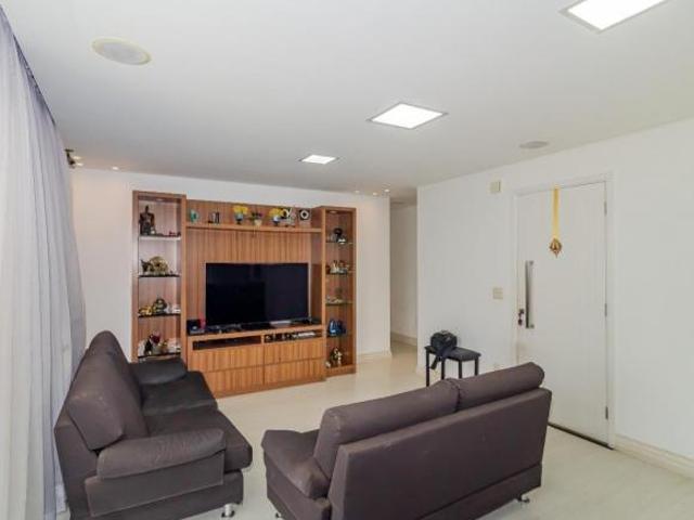 Apartamento à venda em Mooca com 178 m², 4 quartos, 3 vagas