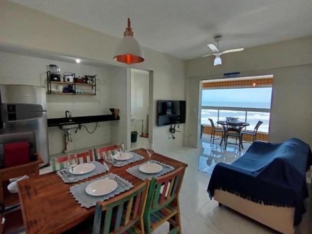 Apartamento á venda em Mongaguá beira mar 02 dormitórios com lazer completo