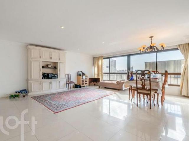 Apartamento à venda em Mont&apos serrat com 141 m², 3 quartos, 1 suíte, 2 vagas