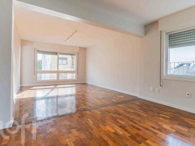 Apartamento à venda em Mont&apos serrat com 165 m², 3 quartos, 1 suíte, 2 vagas