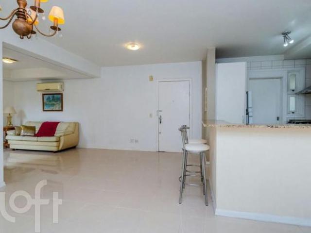Apartamento à venda em Mont&apos serrat com 101 m², 3 quartos, 1 suíte, 2 vagas