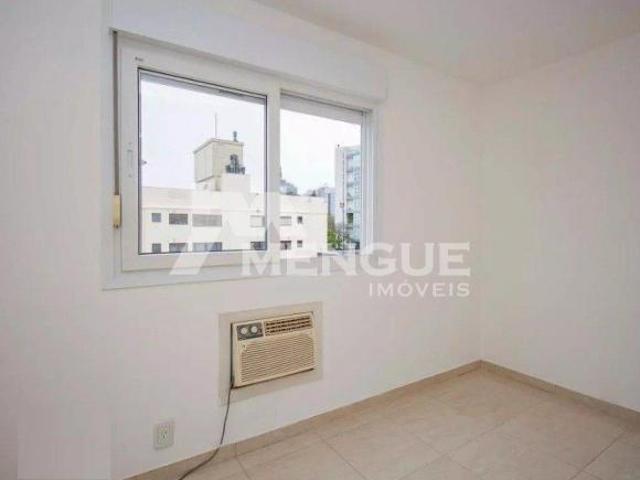 Apartamento à venda em Mont Serrat