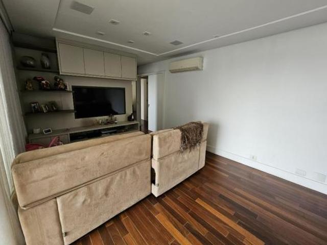 Apartamento à Venda em Morro dos Ingleses