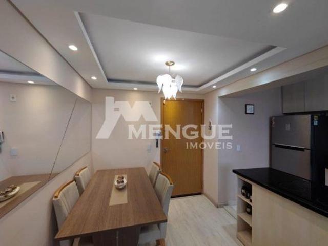 Apartamento à venda em Morro Santana
