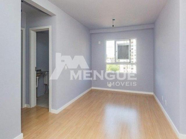 Apartamento à venda em Morro Santana