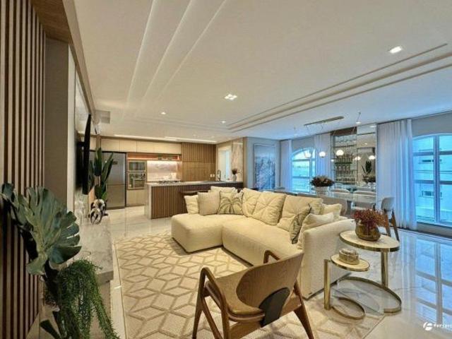 Apartamento à venda em Navegantes