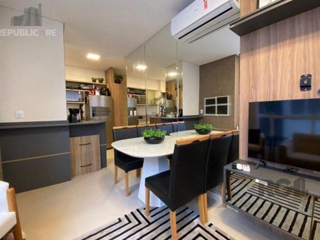 Apartamento à venda em Navegantes